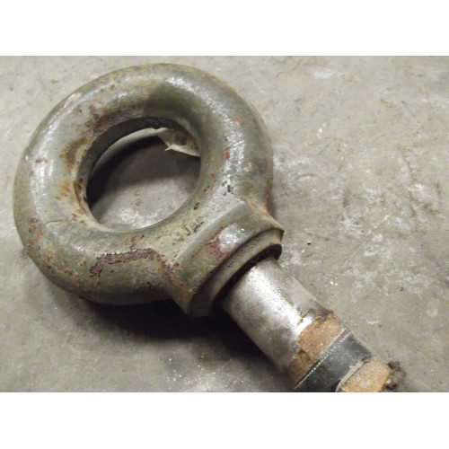 NATO Towing Ring 40mm Ring 35mm Shaft - Ex-Military Surplus Parts